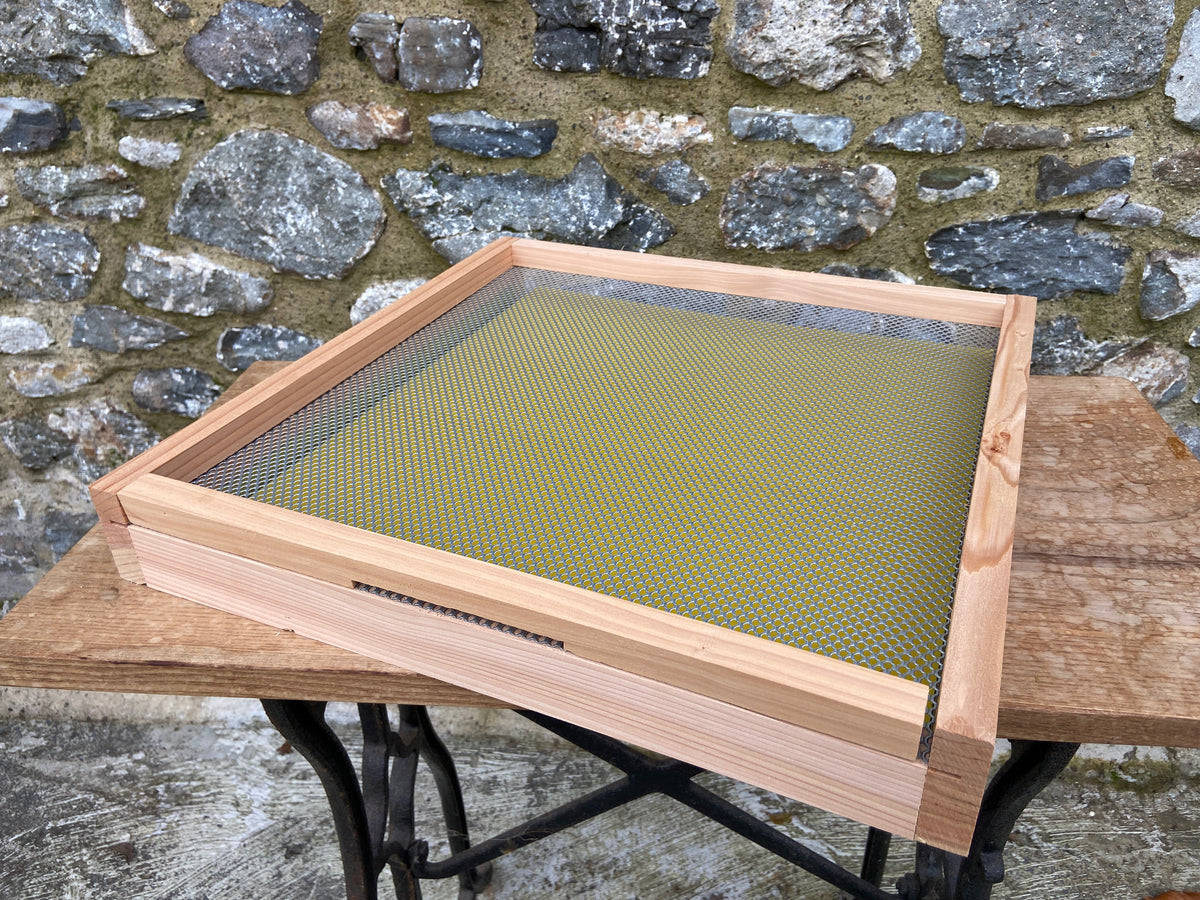 National Hive Floor | National Open Mesh Floor | Beehive Floor – Gwenyn ...